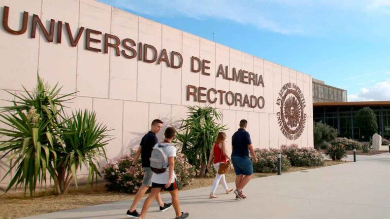 Empleo público en Andalucía: nuevas convocatorias abiertas con acceso ...