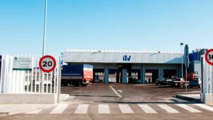 La DGT aclara qué vehículos pasarán ITV cada 6 meses